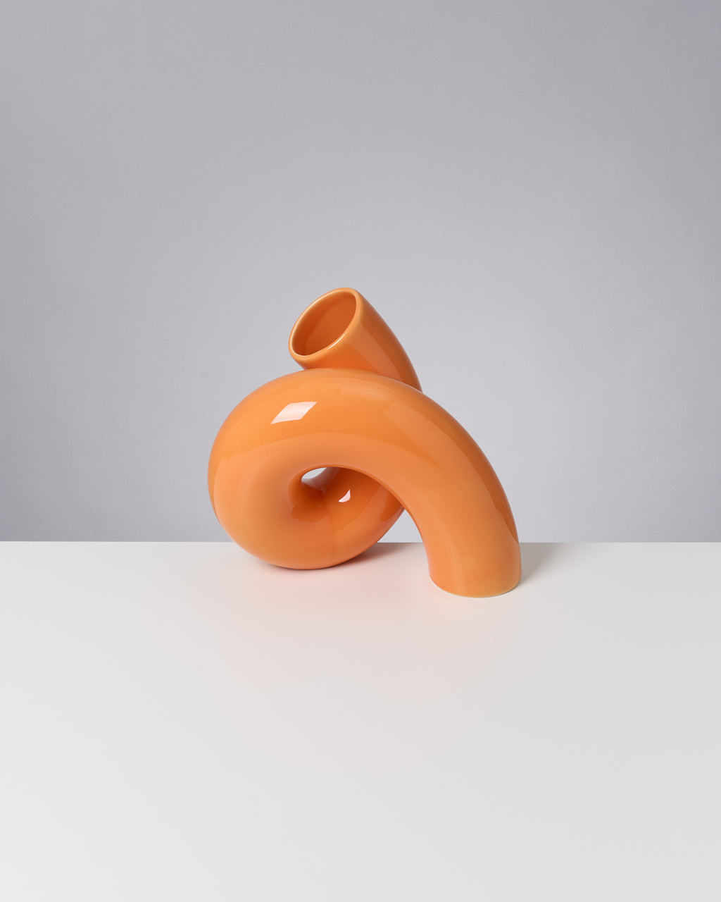 Motel a Miio x Ju Schnee Viparita vase L orange