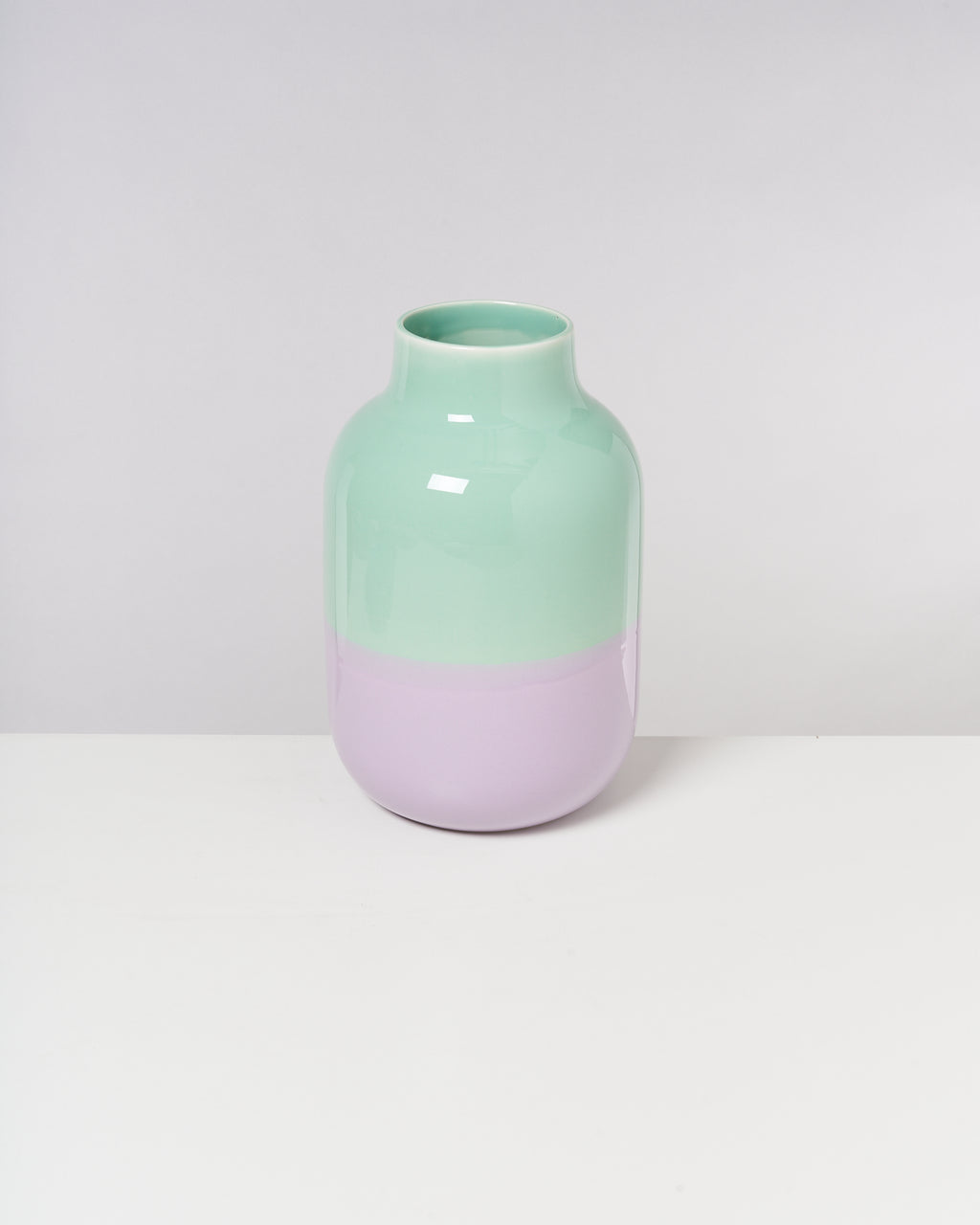 Nuno Vase L pastellmint lila – Motel a Miio